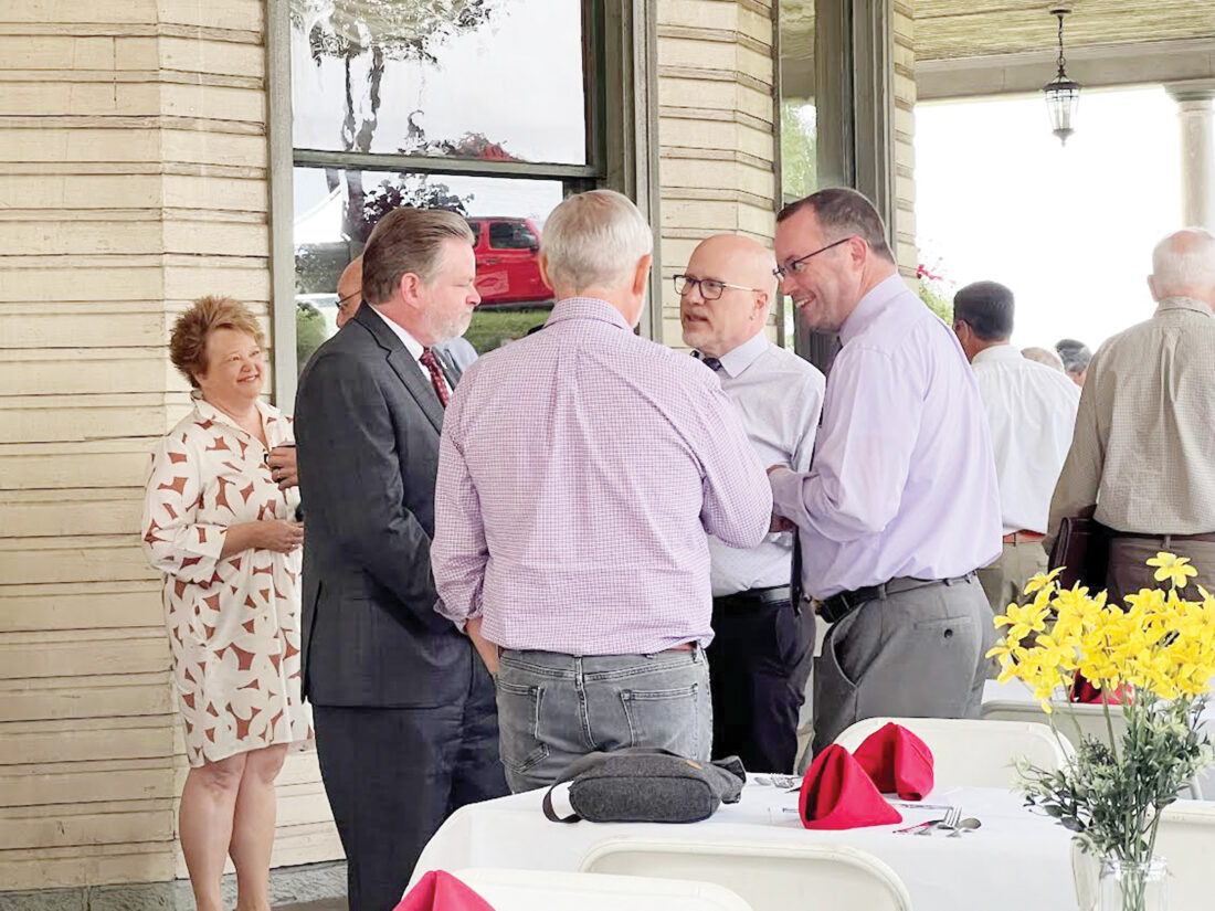 Helping Hands | News, Sports, Jobs - The Intermountain